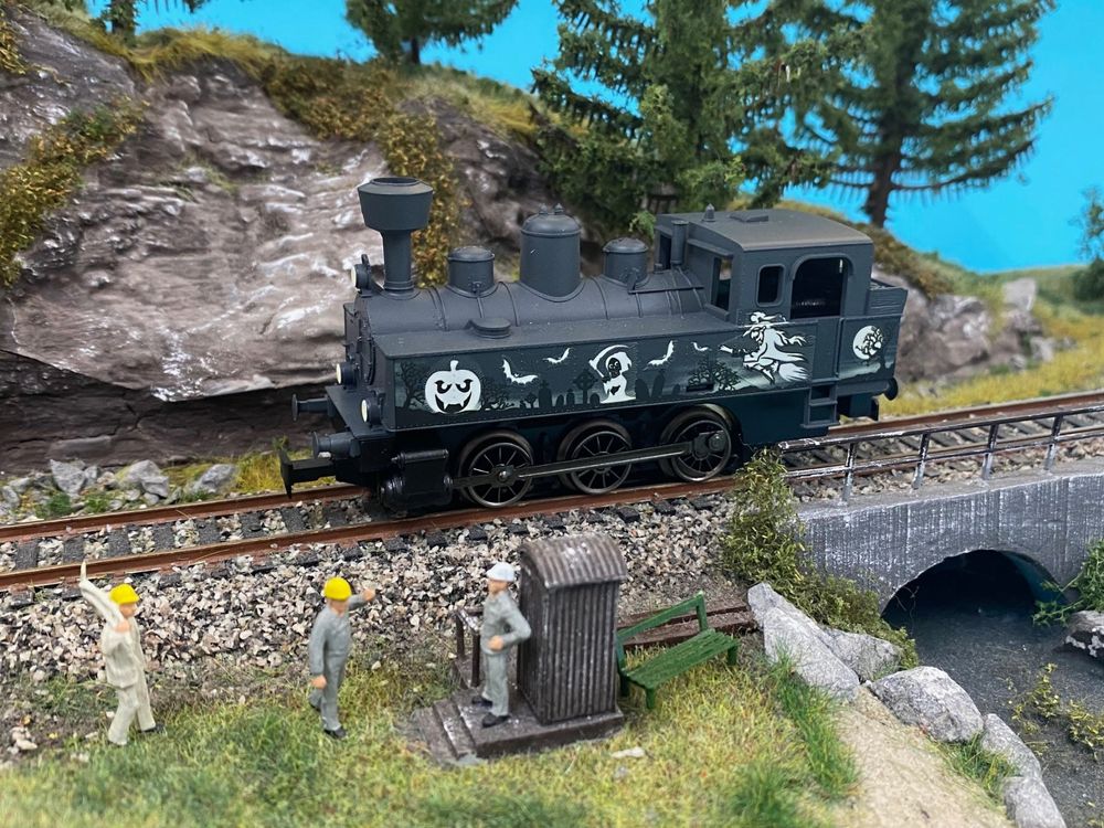 Märklin AC Start Up Dampflok Halloween digital MfX (Gebraucht) in ...