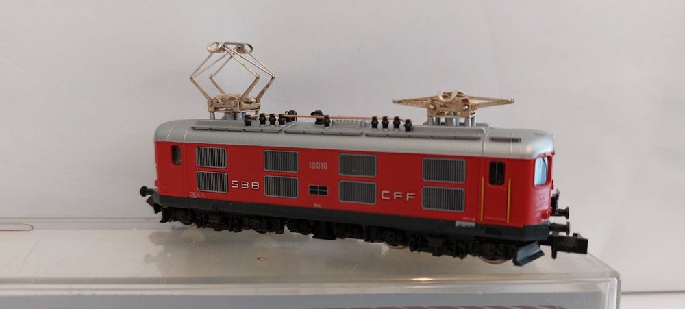 Hobbytrain Re 4/4 I rot 11013 Lok 10010 (Neu (gemäss Beschreibung)) in ...