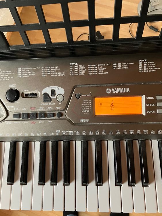 Keyboard Yamaha EZ250-i, nur Abholung | Kaufen auf Ricardo