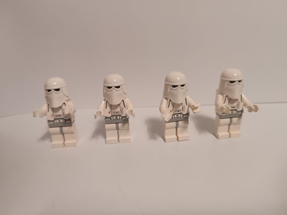 Original LEGO Star Wars: 4 x Snowtrooper (Hoth Stormtrooper) | Kaufen ...