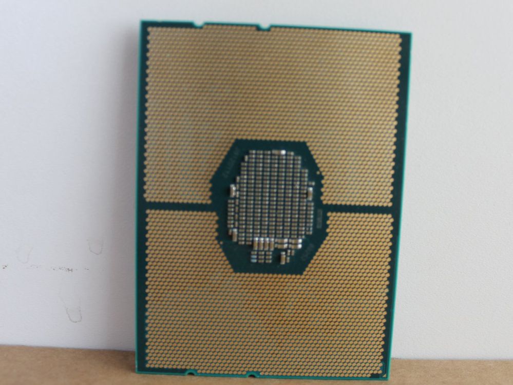 Server CPU Intel Xeon Silver 4114 SR3GK 2.20 GHz (Gebraucht) in Chur ...