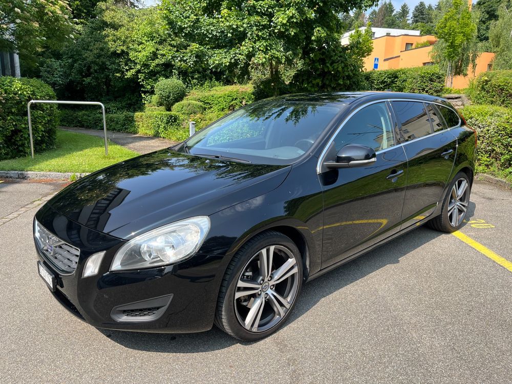 Fabelhafte Volvo V60 D3 Ebenbild