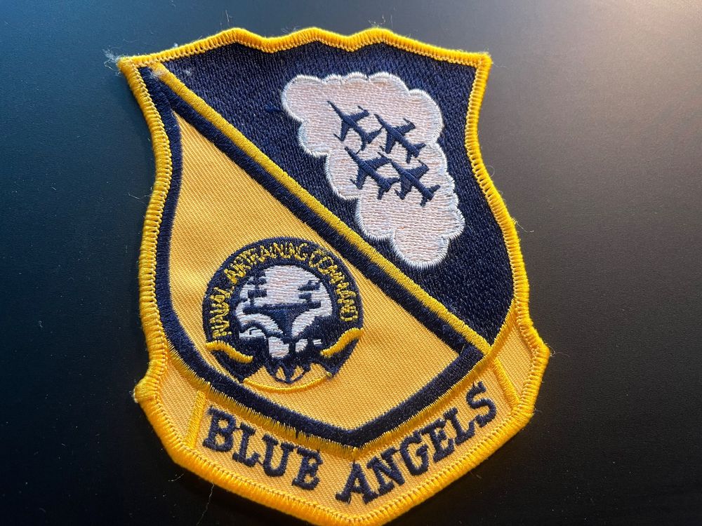 FLUGZEUG PATCH BLUE ANGELS USA AVIATION (Gebraucht) in Eschlikon TG für ...