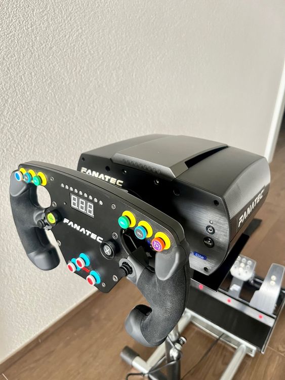 Fanatec F1 eSports + Clubsport V3 Pedale + CSL Elite base | Kaufen auf ...