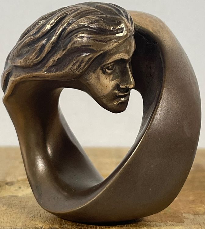 Sehr interessant Bronze Skulptur unleserlich Signiert (Gebraucht) in Root für CHF 80 – mit ...