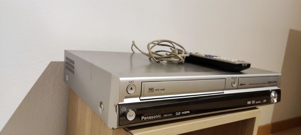 DMR-EX95V PANASONIC VHS HDD DVD Recorder (Gebraucht) in Schongau für CHF 480 – mit Lieferung auf ...
