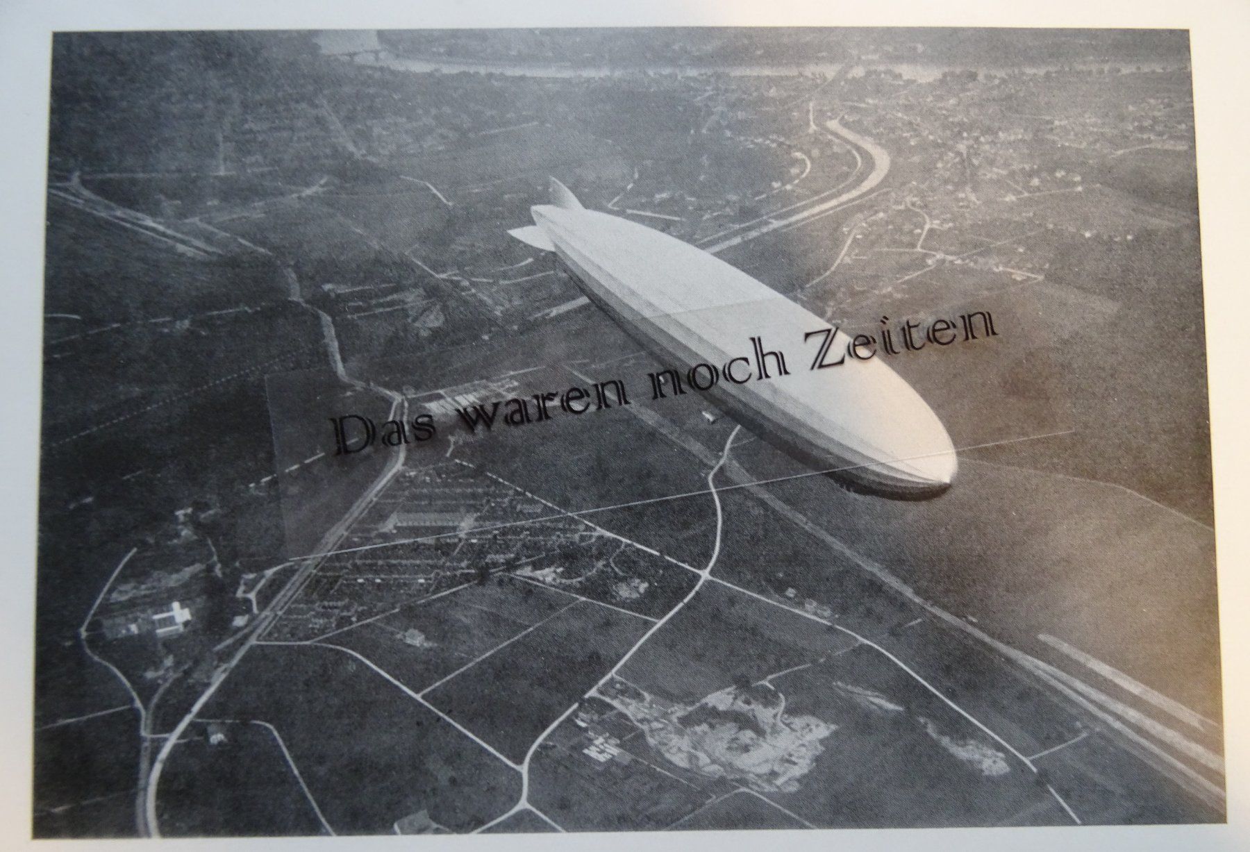 Basel Zeppelin FLUGBILD W. Mittelholzer (Gebraucht) in Safnern für CHF ...