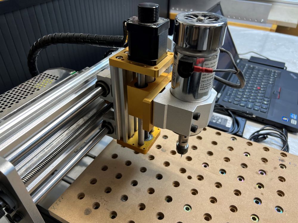 DIY CNC Maschine / Fräse / CNC-Tischfräse / Portalfräse (Gebraucht) in ...