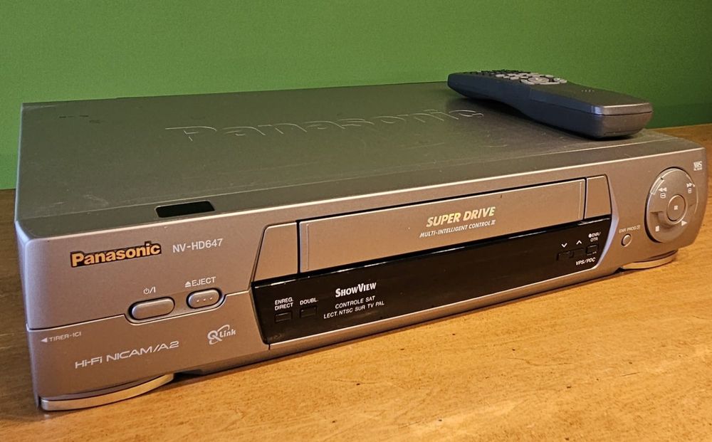 Panasonic VHS Player NV-HD647 | Kaufen auf Ricardo