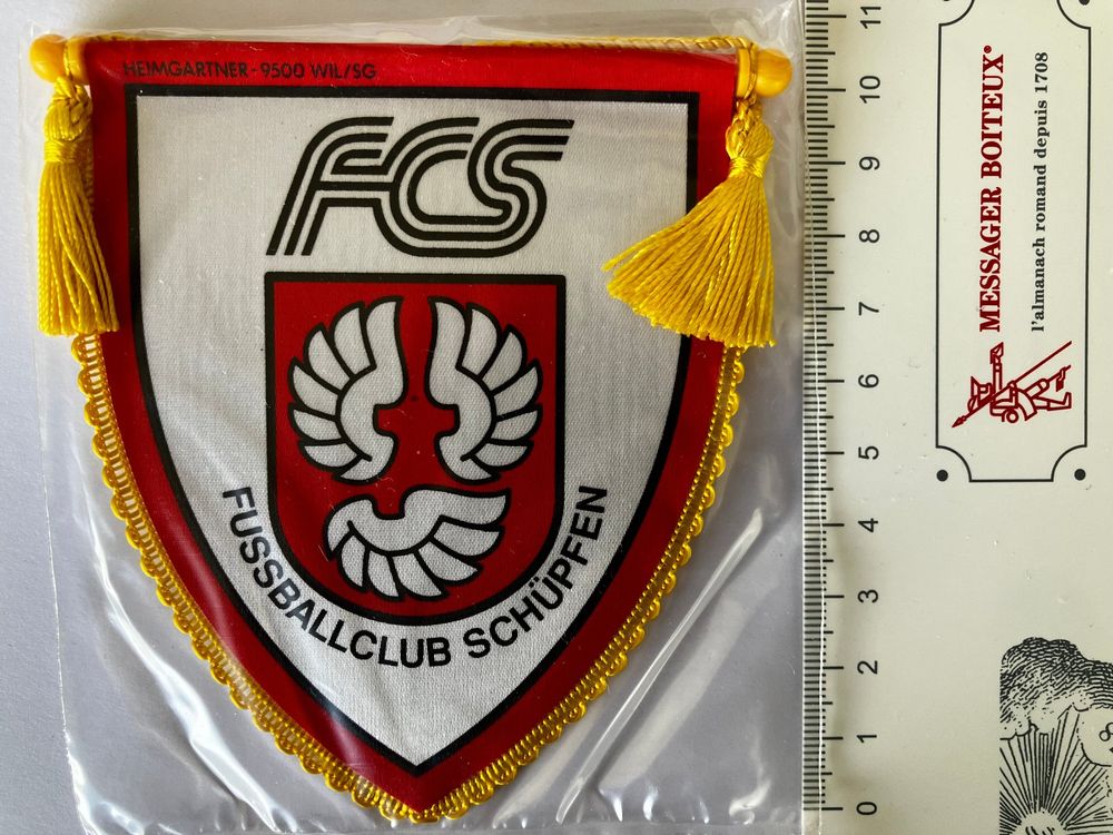 Vintage Fanion/Wimpel FC SCHÜPFEN (Neu und originalverpackt) in Gland für CHF 10 – mit Lieferung ...