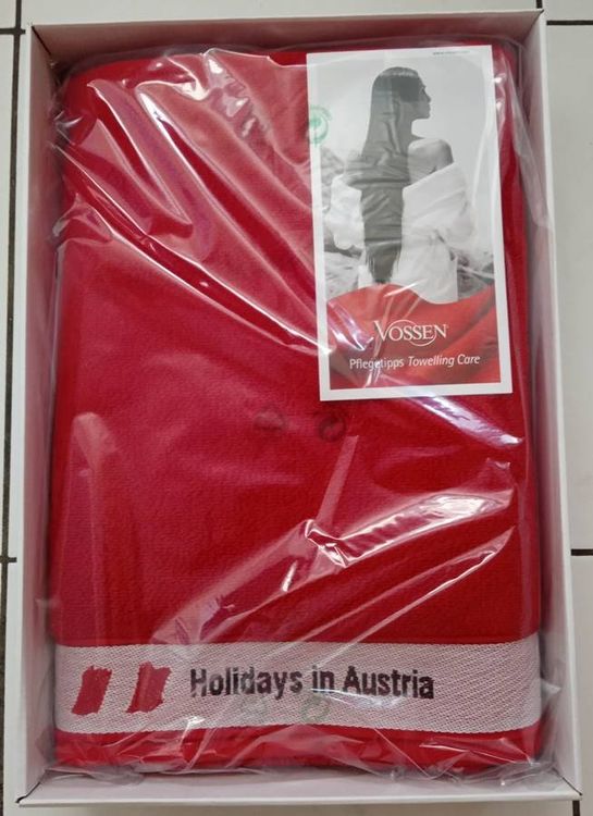 Badetuch - Strandtuch - Holidays in Austria - Rot - NEU (Neu und originalverpackt) in Walenstadt ...