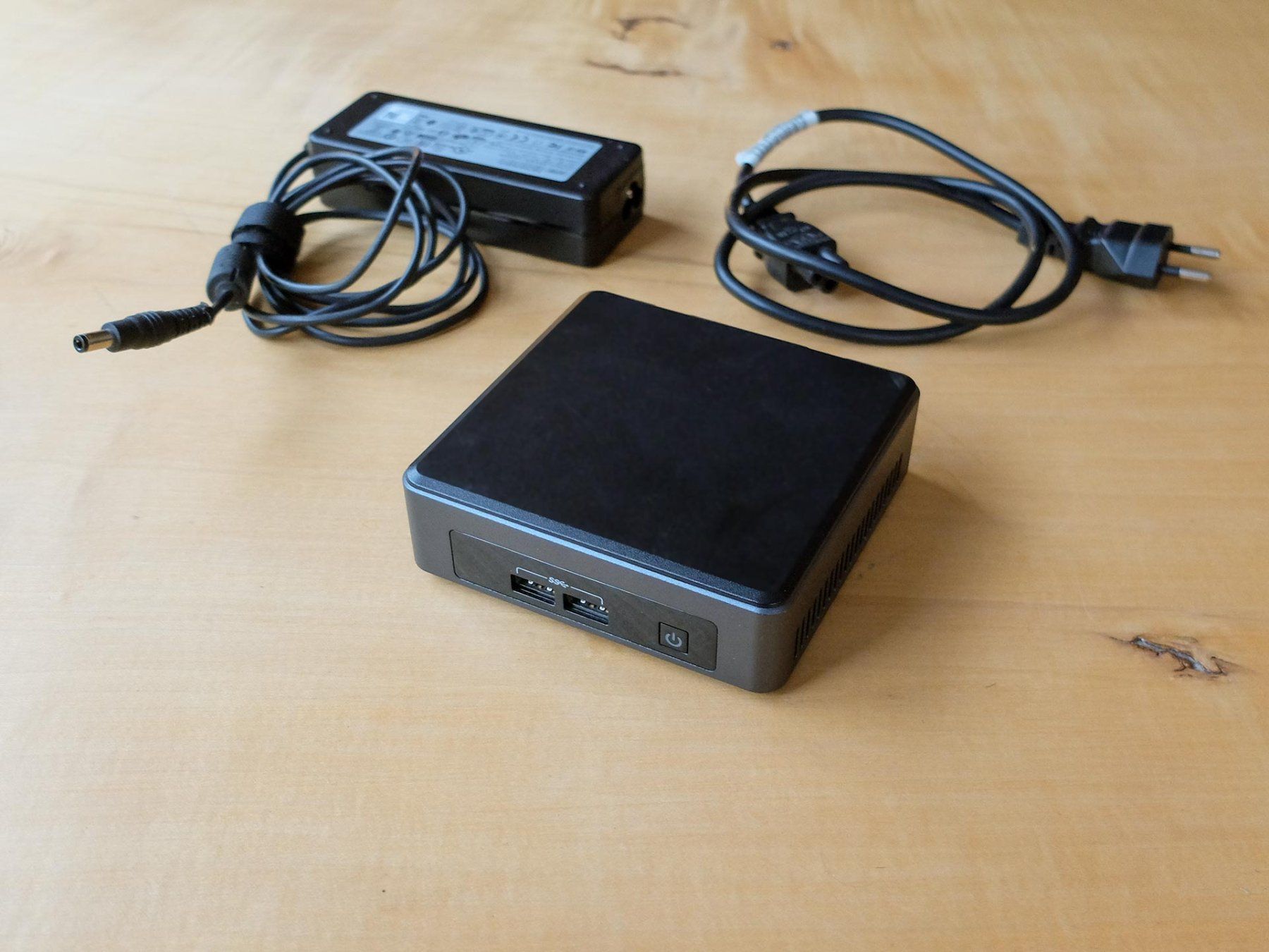 Intel NUC 7 i5 Mini-PC, mit 8GB RAM, ohne Harddisk (Gebraucht) in ...