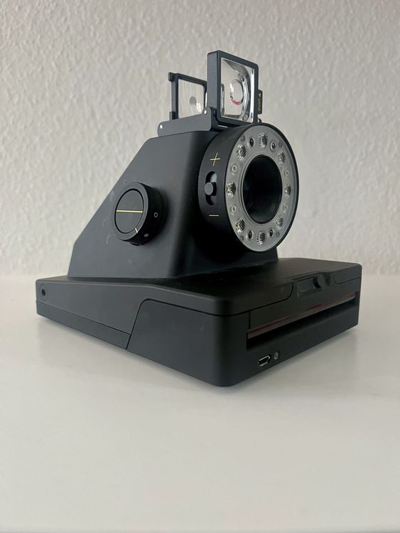 Polaroid Impossible Sofortbildkamera (Gebraucht) in Basel für CHF 50 ...