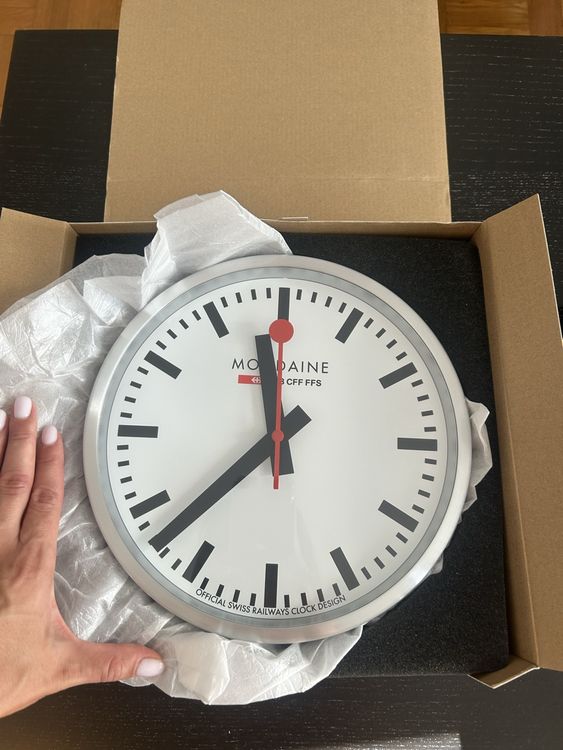NEU Mondaine SBB wall clock 25 cm (Neu und originalverpackt) in Zürich für CHF 130 – nur ...