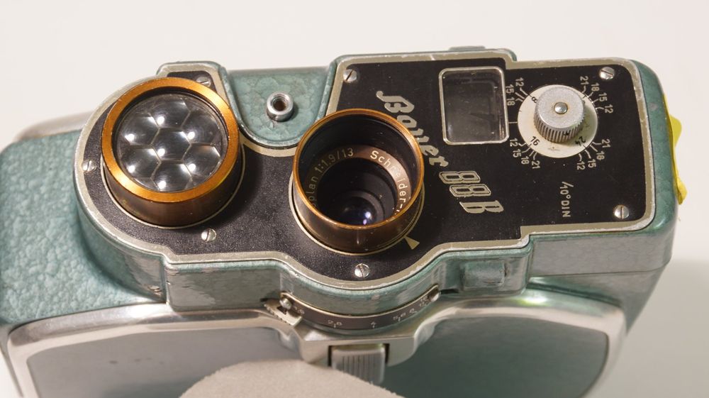 Sehr schöne Bauer 88 B Normal-8 Filmkamera für Vitrine | Kaufen auf Ricardo