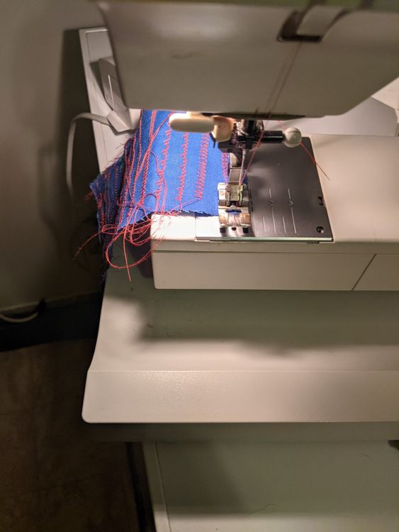 Machine à coudre Pfaff Tiptronic 6232 (Gebraucht) in Neuchâtel für CHF ...