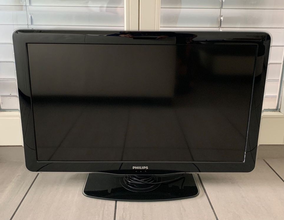 Fernseher Philipps LED TV 32PFL5605H/12 (Gebraucht) in Schaffhausen für CHF 60 – nur Abholung ...