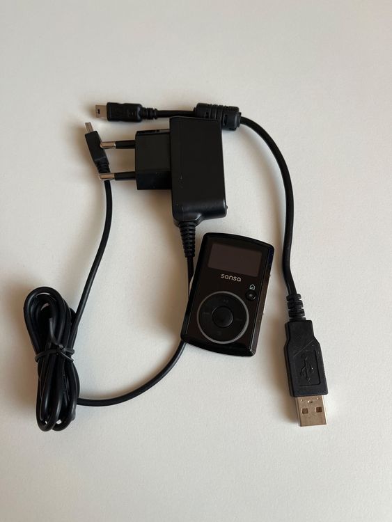 Sansa MP3 Player (Gebraucht) in Wallisellen für CHF 1 – mit Lieferung ...