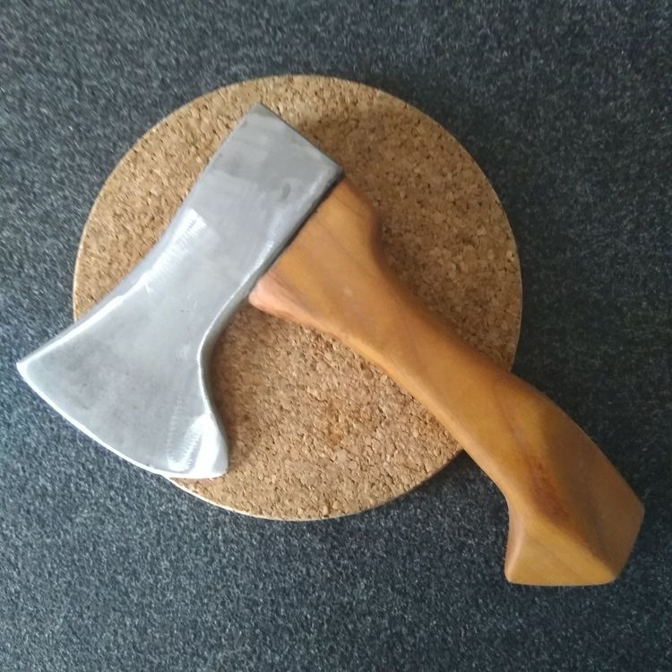 Beil | Kaufen auf Ricardo