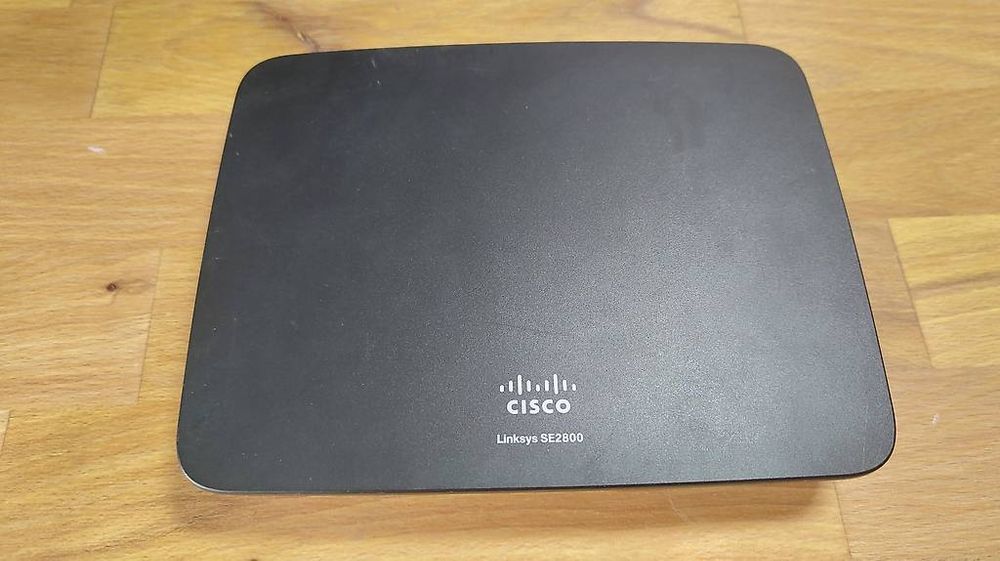 CISCO Linksys SE2800 8 Port GbE Ethernet Switch (Gebraucht) in ...