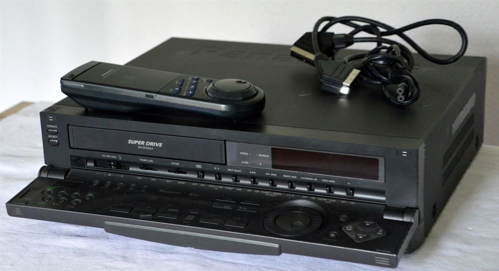 Videorecorder S-VHS Panasonic NV-HS1000 (Gebraucht) in Collonges für ...