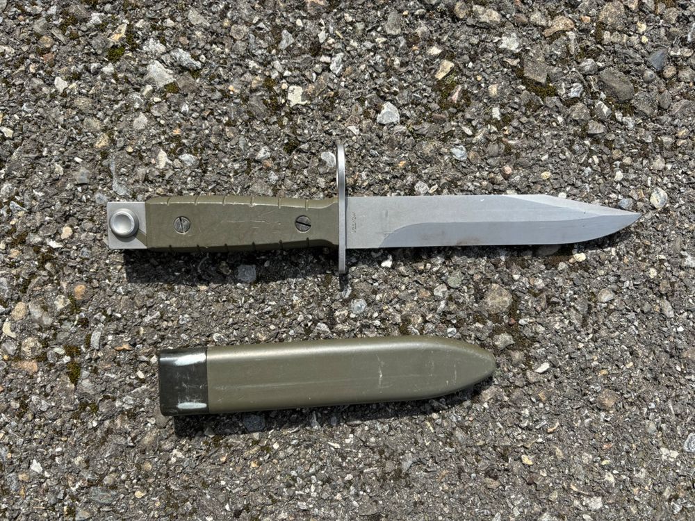 Scweizer Armeebajonett (Gebraucht) in Sursee für CHF 86 – mit Lieferung ...