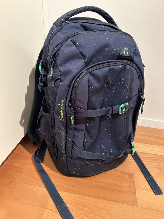 Satch Schulrucksack Dunkelblau (Gebraucht) in Horgen für CHF 16 – mit ...