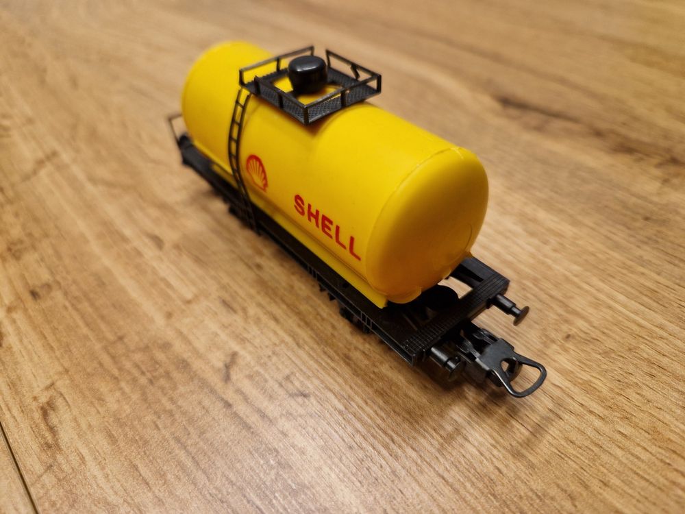 Lima H0. SHELL, Güterwagen (8) (Gebraucht) in Wünnewil für CHF 1 – mit ...
