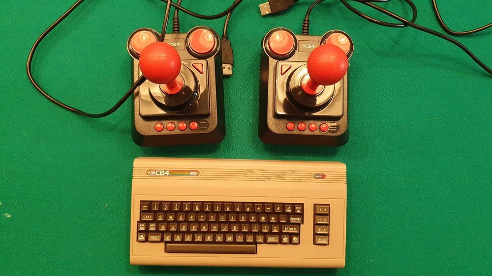 C64 Mini inkl. 2 Joysticks (Gebraucht) in Solothurn für CHF 40 – mit ...