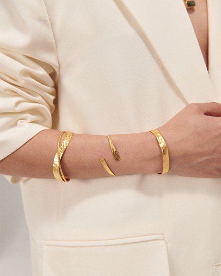 Ekavi Armreif – 21 Karat vergoldet, neu, in Geschenkbox (Neu und originalverpackt) in Bern für ...