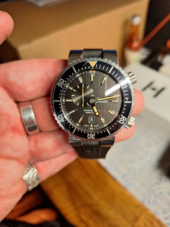 Oris Diver 100 bars / 1000 meters (Gebraucht) in La Tour-de-Peilz für CHF 550 – mit Lieferung ...