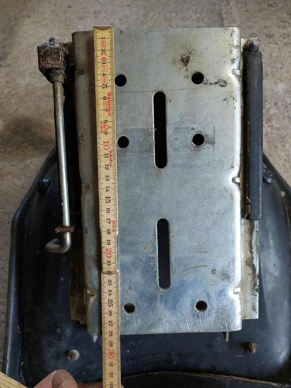 Sitz für Oldtimer Traktor, Zustand siehe Fotos! (Gebraucht) in ...