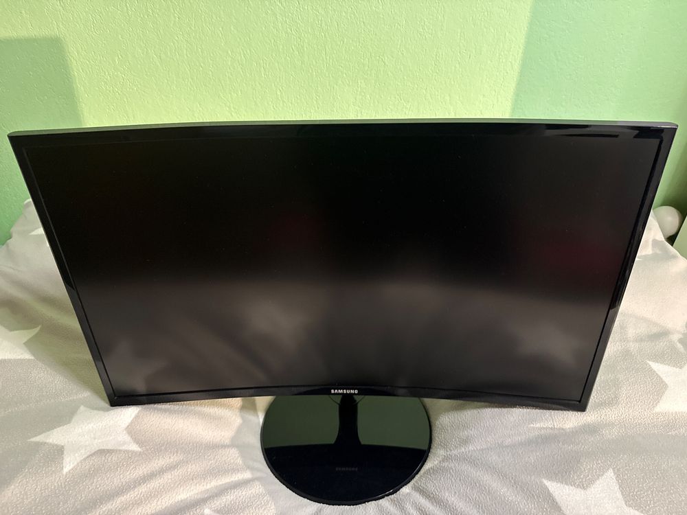 SAMSUNG C27F390FHU 27 Zoll Full-HD Curved Monitor | Kaufen auf Ricardo