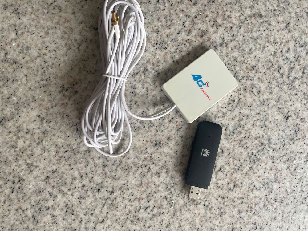 HUAWEI LTE Stick USB mit zusätzlicher Klebeantenne (Gebraucht) in ...