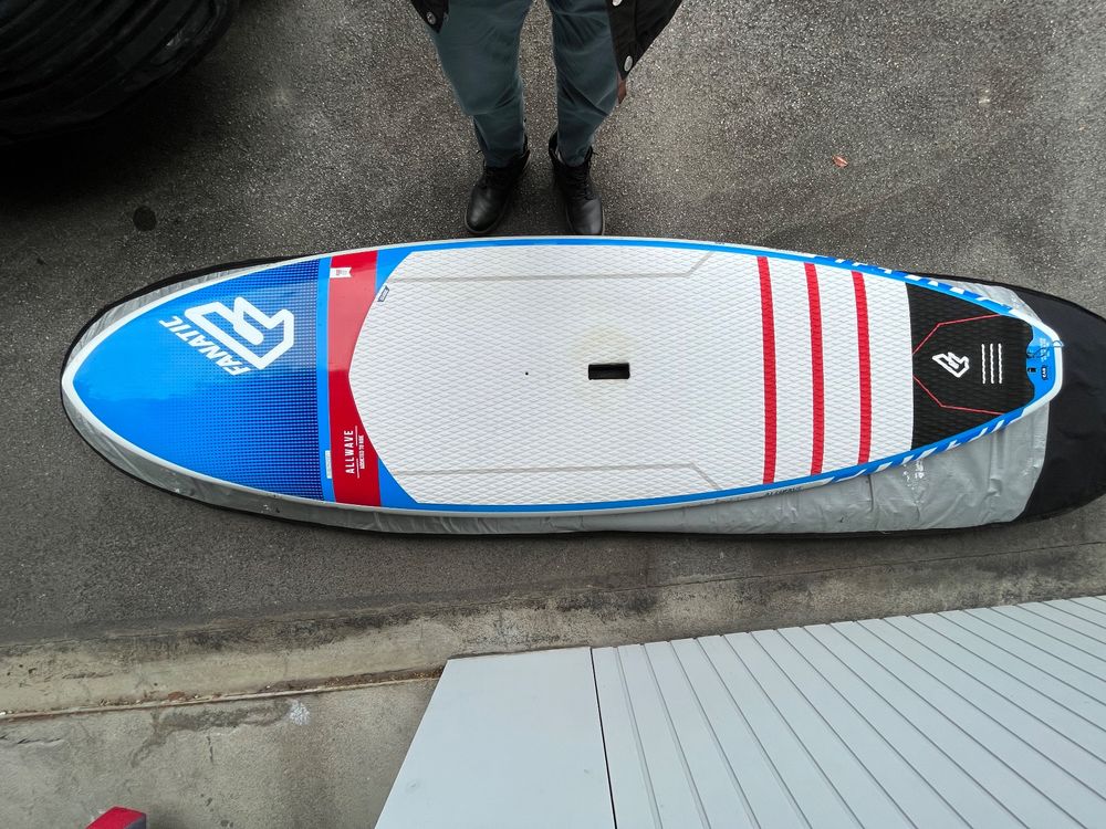 SUP WAVE BOARD - Fanatic All Wave 9.0 (Gebraucht) in Adligenswil für ...