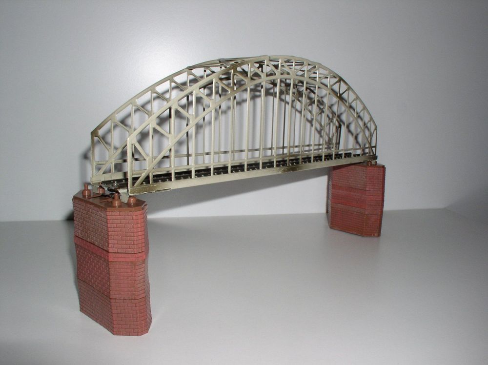 Märklin 7163 Bogenbrücke inkl. Pfeiler (Gebraucht) in Greifensee für ...