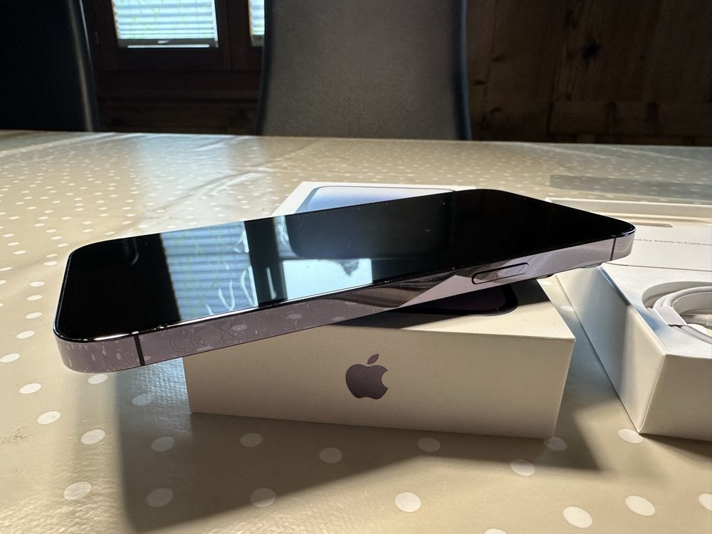 Apple iPhone 14 Pro Max 256 GB, Deep Purple (Gebraucht) in Seewil für CHF 759 – mit Lieferung ...