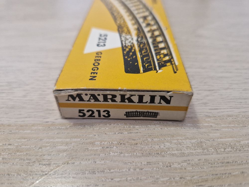 Märklin 5213 Schaltgleis M H0 (Gebraucht) in St-Aubin-Sauges für CHF 10 ...