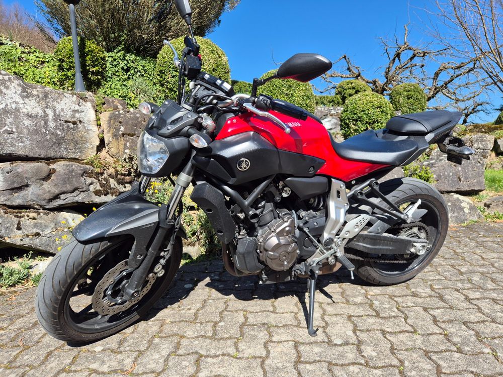 Yamaha MT-07 in Rot, Top Zustand (Gebraucht) in Rosshäusern für CHF ...