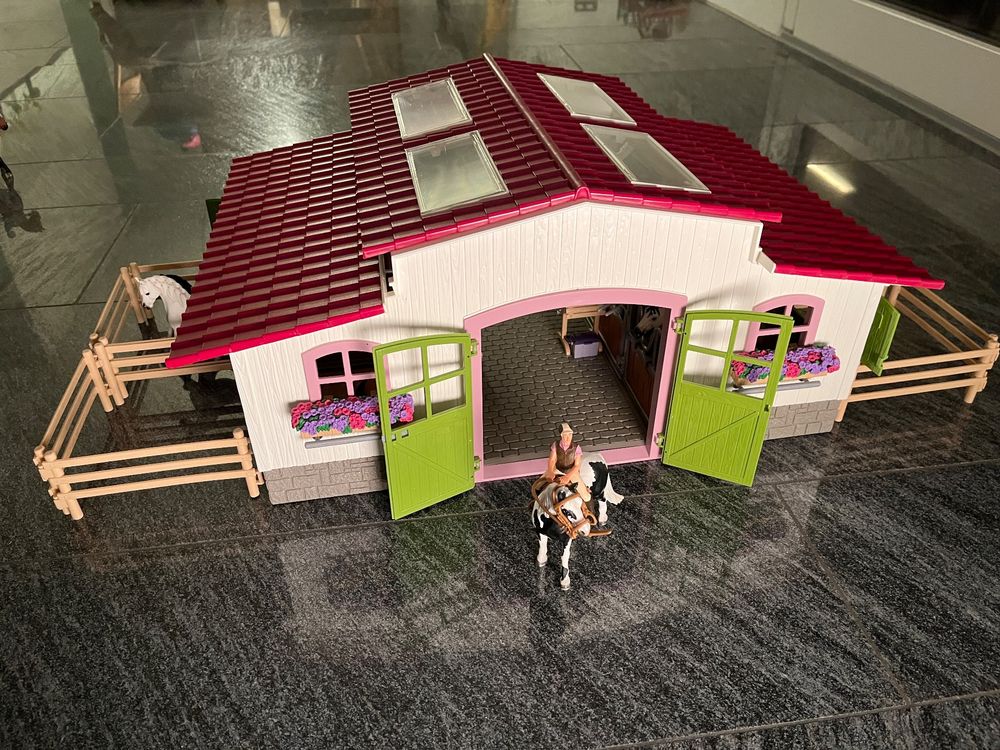 Schleich Reiterhof mit Reiterin und Pferden 42344 (Gebraucht) in ...