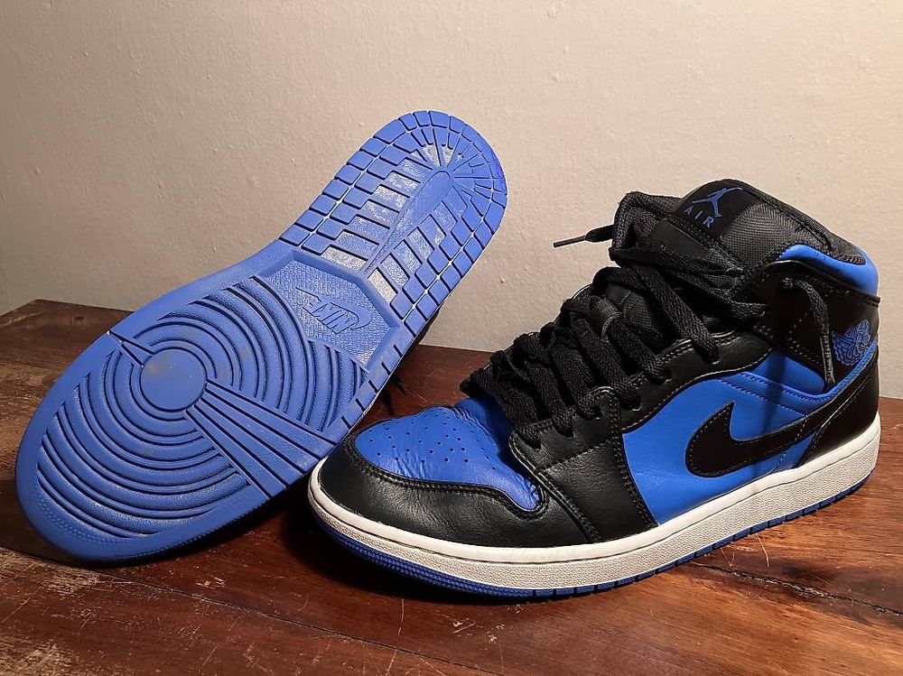 Air Jordan Mid Blu/Nero US 12.5 EU 47 (Gebraucht) in Vezia für CHF 60 ...