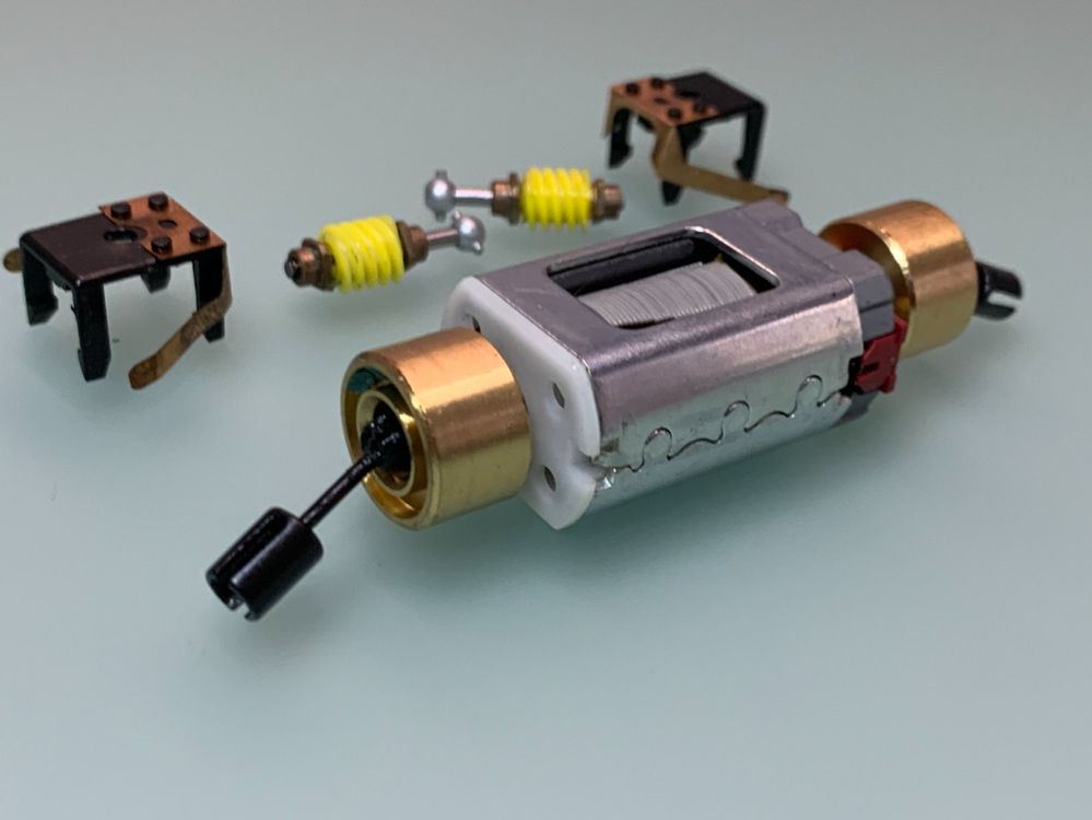 ROCO MOTOR SBB CFF Re 4/4 II inkl. Kardanwelle, Zahnräder,.. (Neu ...