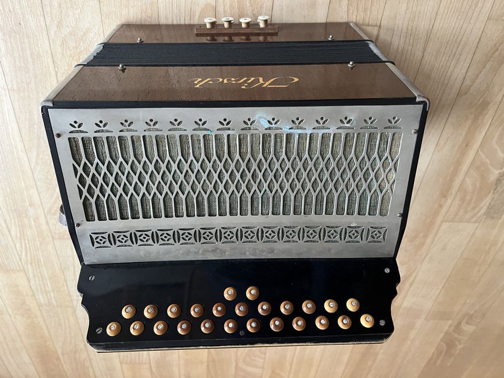 Handharmonika Hohner Kirsch, Antik, Diatonisch (Gebraucht) in ...