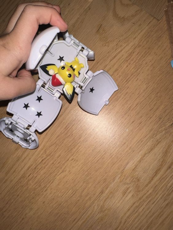 3 +Figurines Pokémon à transformer | Kaufen auf Ricardo