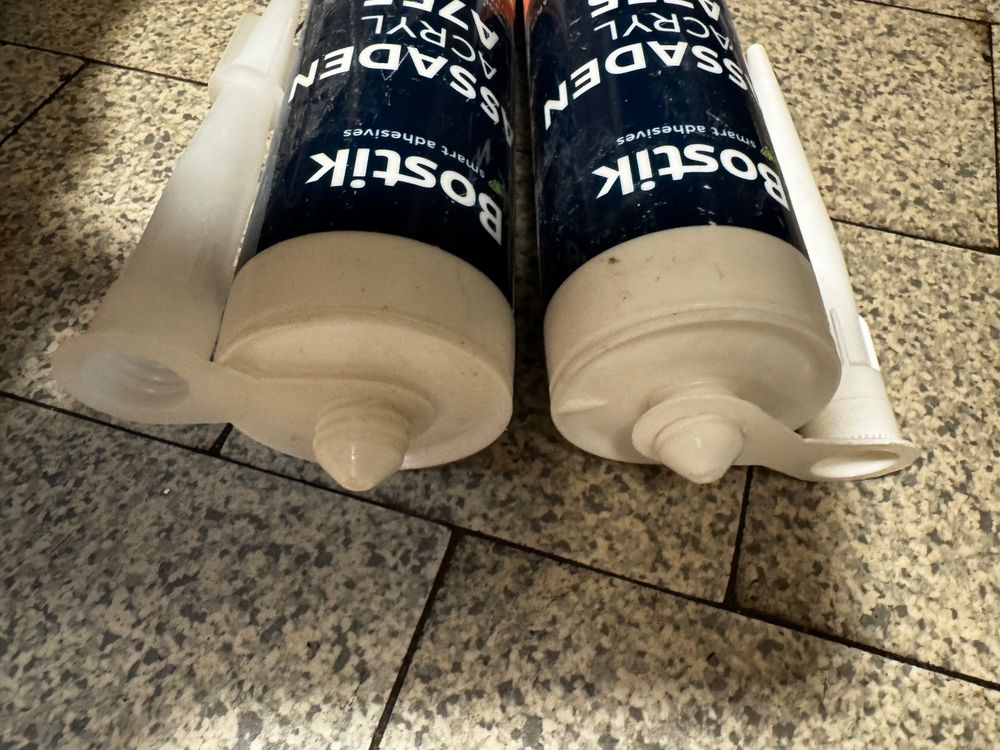 Bostik Assaden A755 Acryl, 2 Stk. Dichtstoff, ungeöffnet (Neu und originalverpackt) in ...