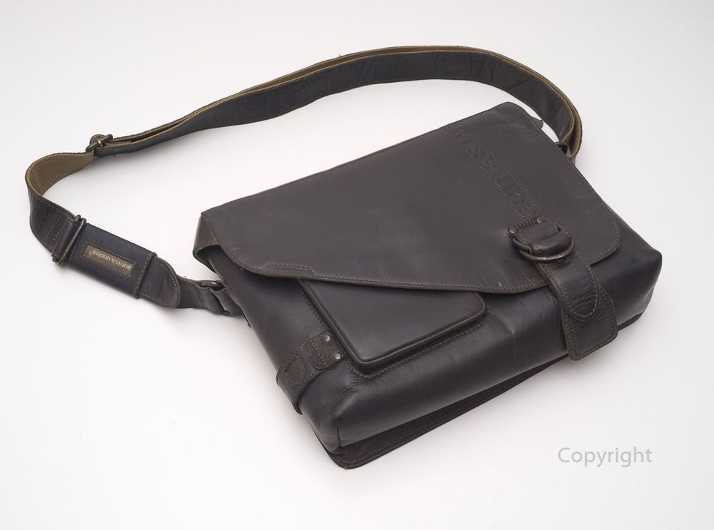 Aunts and Uncles Hunter Judd M Black (Gebraucht) in Gland für CHF 70 ...