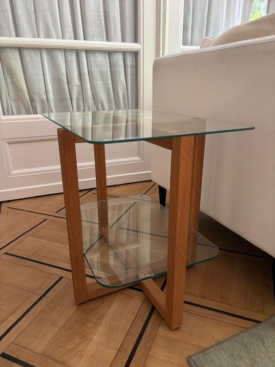 Brutus Side table glass and oak (Gebraucht) in Genève für CHF 150 – nur ...