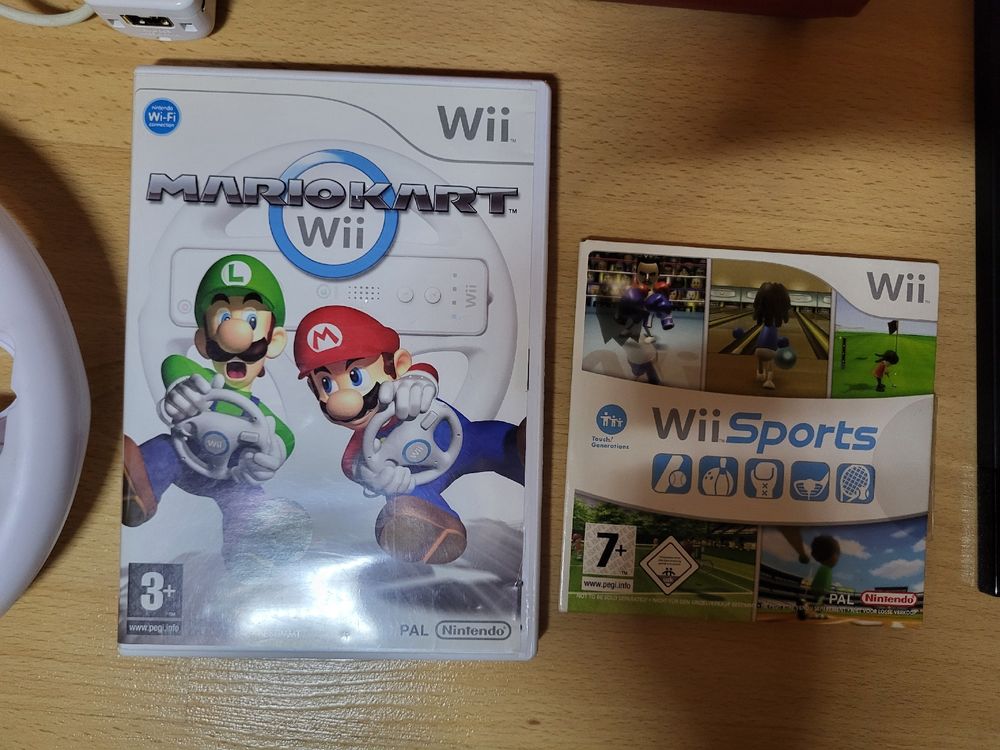 Console Nintendo Wii mini Rouge, Mario Kart + Wii Sports! (D'occasion ...