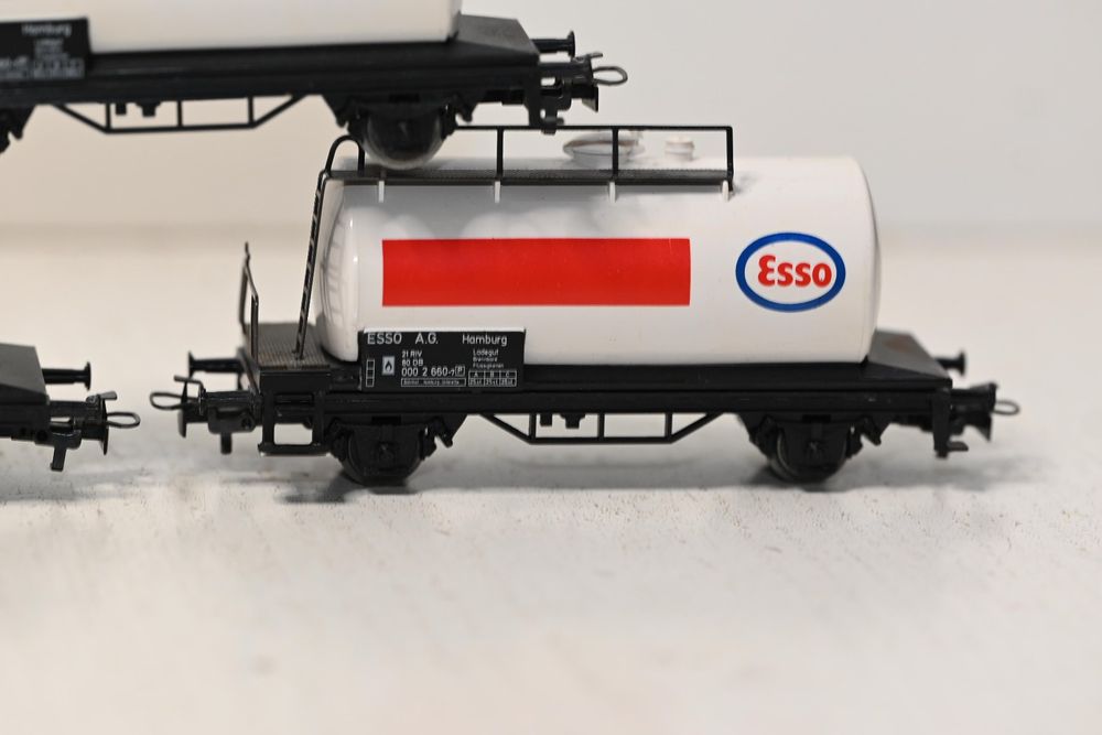 Esso Tankwagen Märklin HO/AC mit OVP 3 Stück (Gebraucht) in Laupen ZH für CHF 16 – mit Lieferung ...