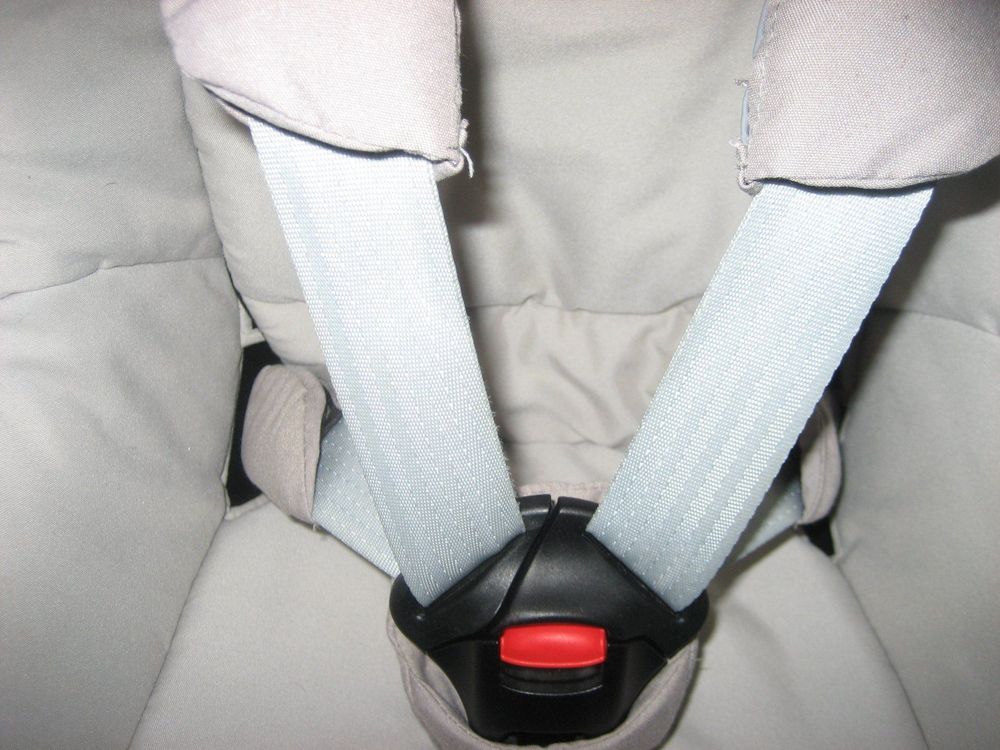 2 Way Pearl Pro I-Size Smart ISize für one oder 3 way 9-18kg | Kaufen auf Ricardo